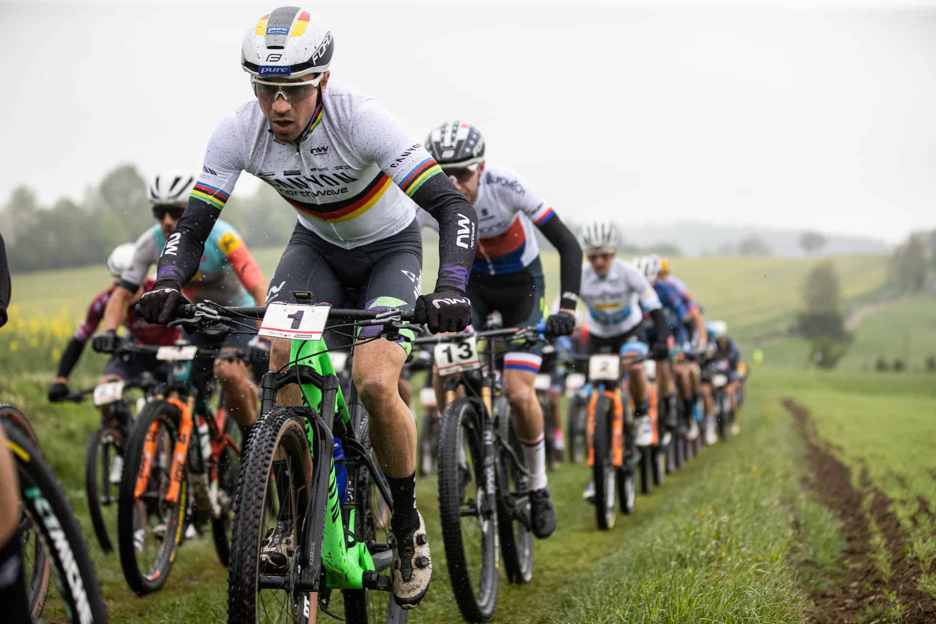 Fast paced racing in the first ever UCI Marathon World Cup