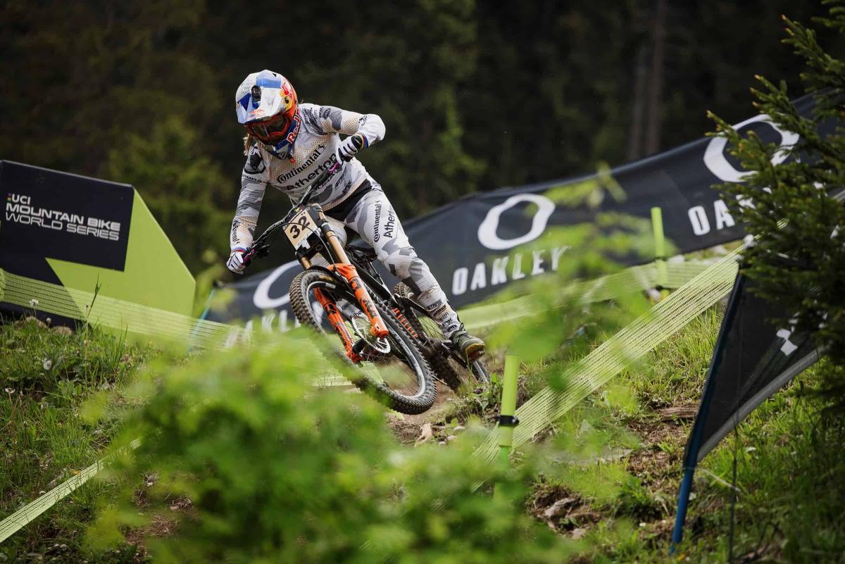 Downhill - UCI Downhill World Cup | Whoop UCI Mountain Bike World Series