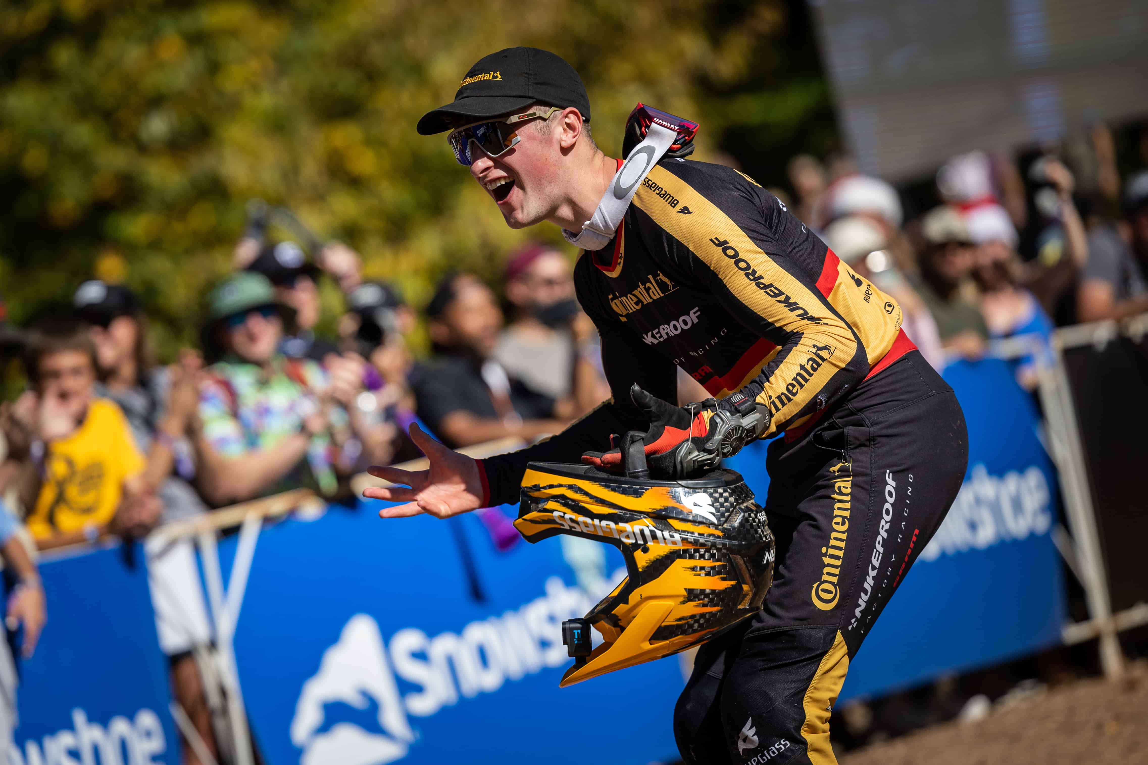 Rónán Dunne signs with Mondraker Factory Racing