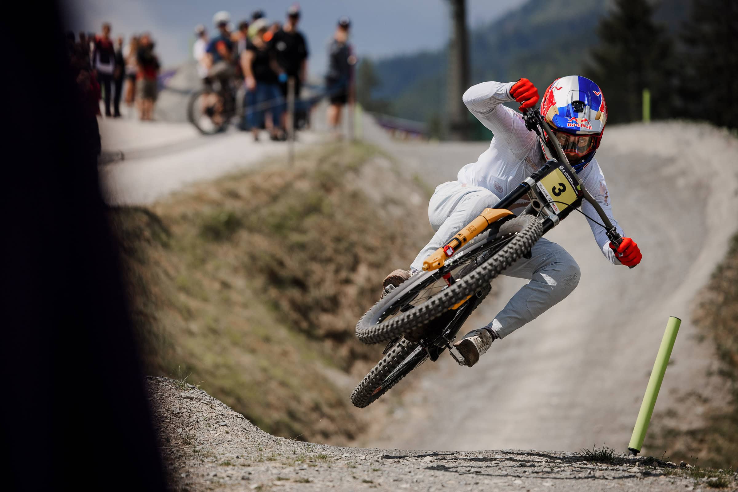 WATCH: WHOOP UCI Mountain Bike World Series Gravity season preview